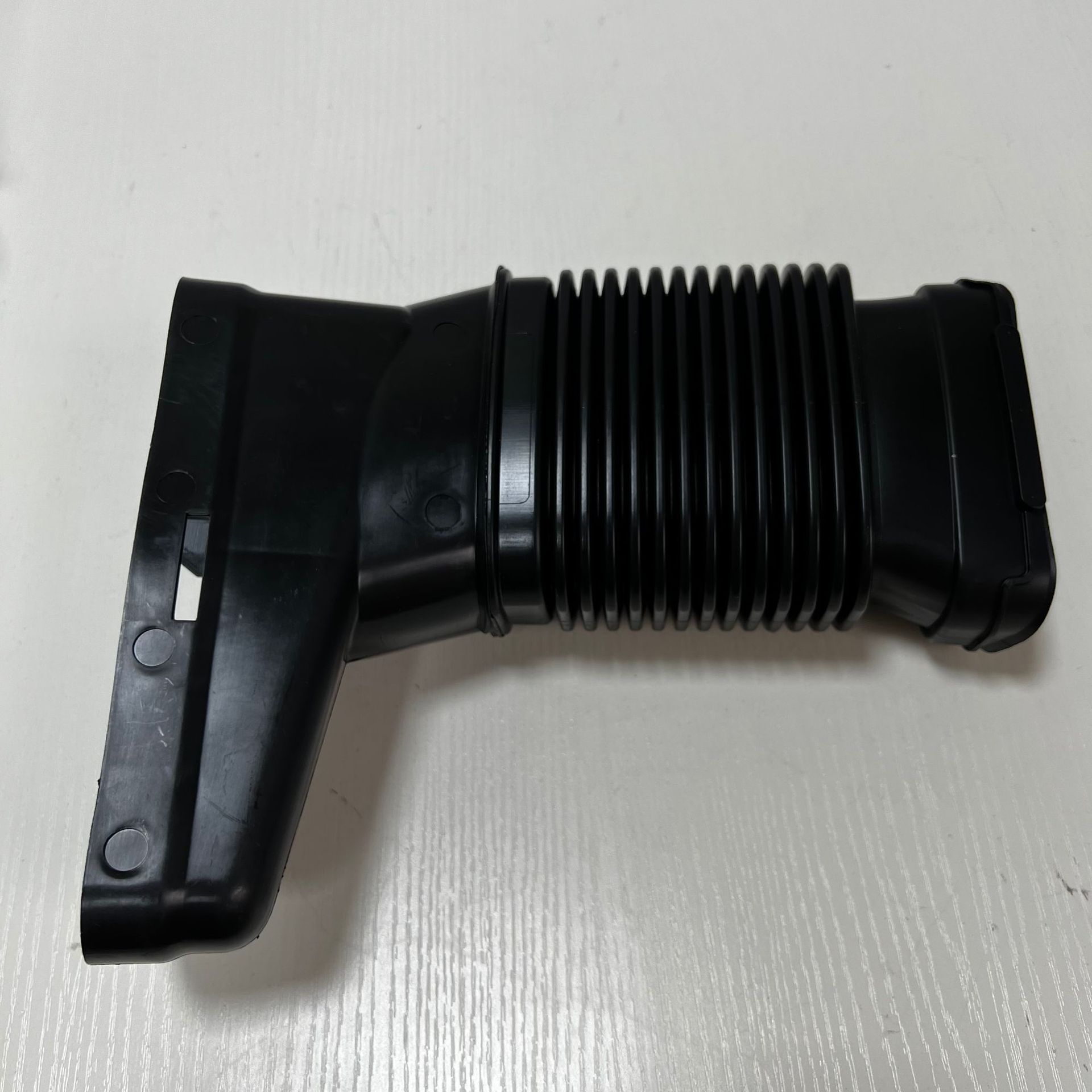 2760900011空气软管适用于奔驰W212X218E级车空气进气管进气软管-阿里巴巴