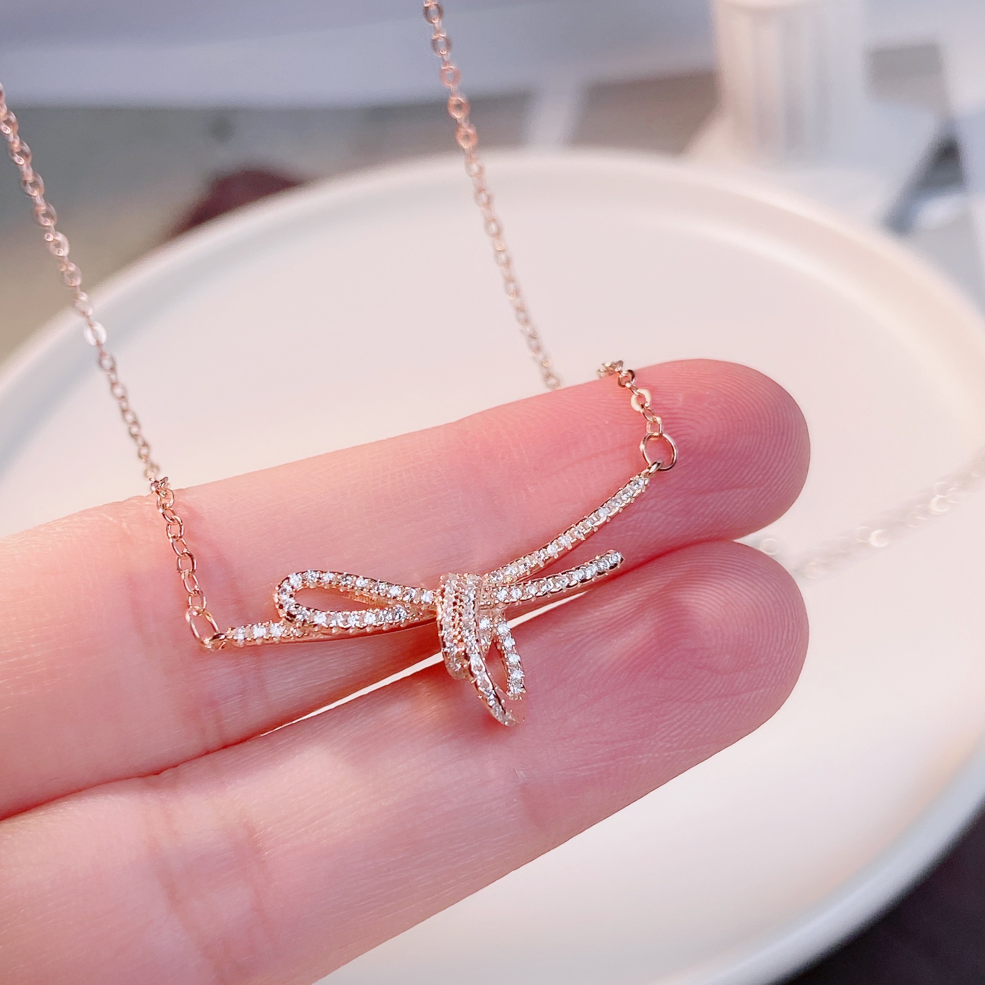 何方丝带结锁骨链罗颖同款S925纯银蝴蝶结轻奢小众项链女网红同款-阿里巴巴