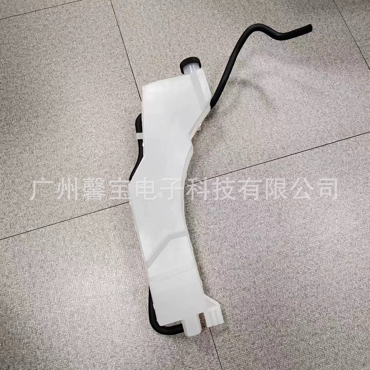 21710-4FU0A冷却剂水库轿跑车原始设备制造商汽车配件厂家-阿里巴巴