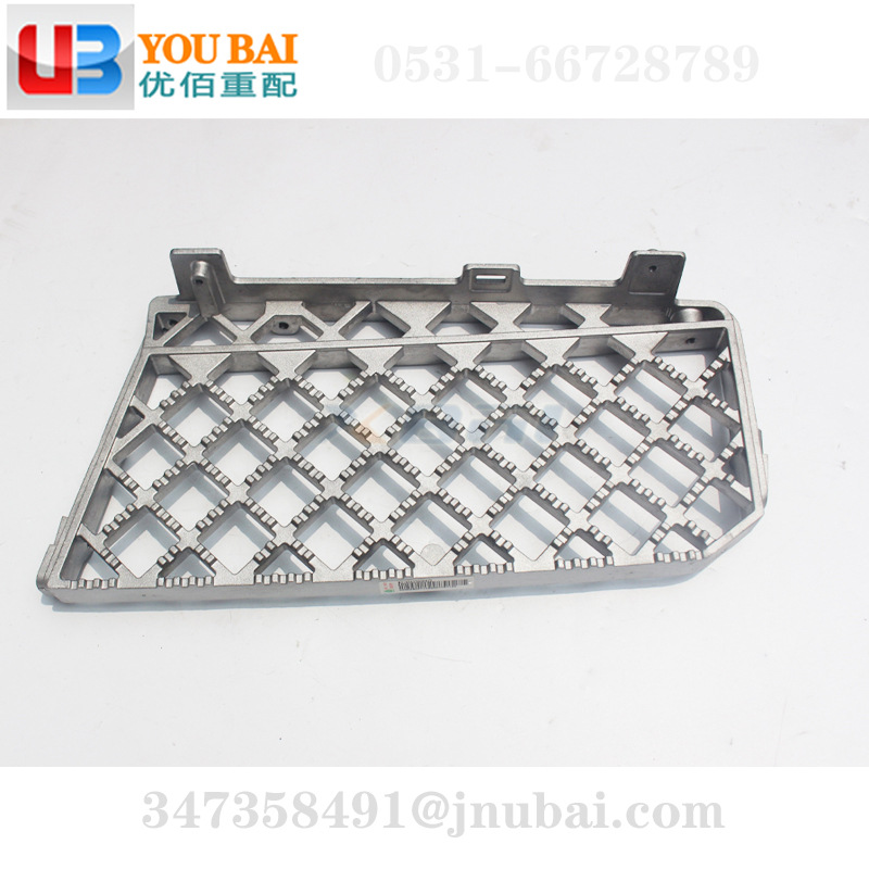 WG9925810002 重汽豪沃T7H尾灯汕德卡C7H后尾灯右-阿里巴巴