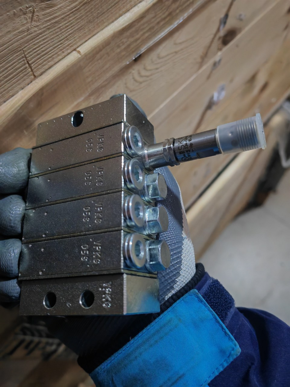 SKF/斯凯孚VOGEL 福鸟递进式油脂分油器VPKG-4-03738-阿里巴巴