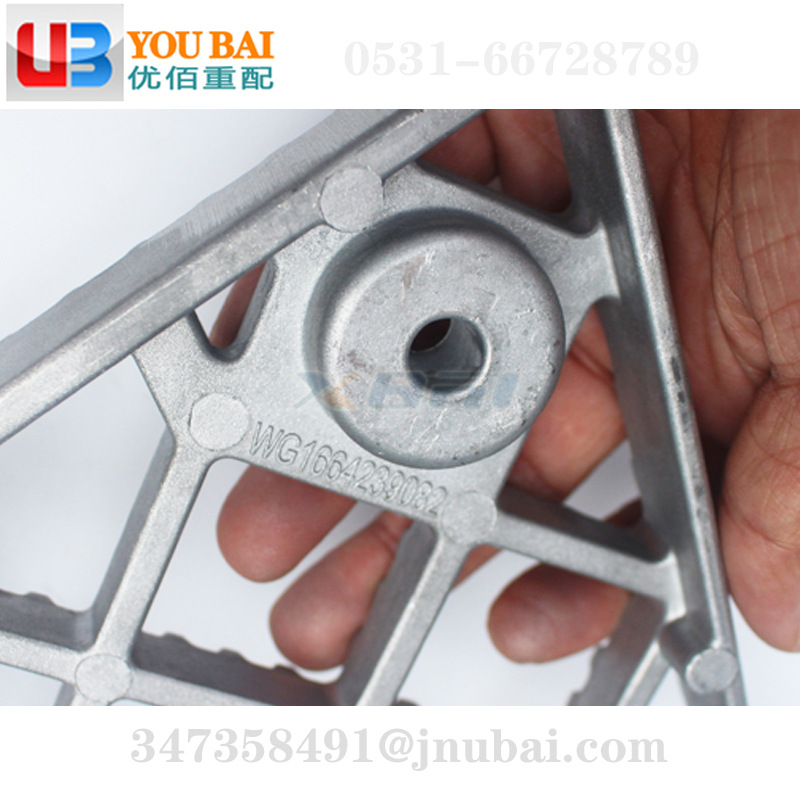 WG9925810002 重汽豪沃T7H尾灯汕德卡C7H后尾灯右-阿里巴巴