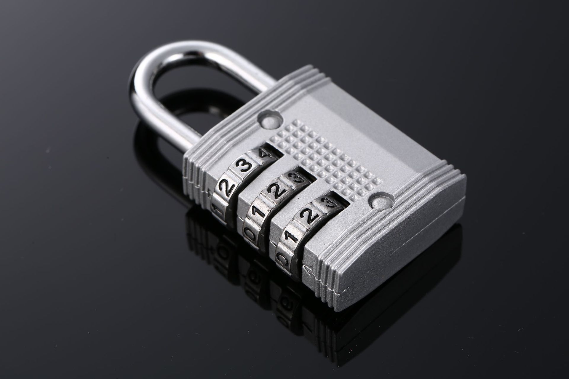 跨境4位数字银色密码挂锁健身房防盗锁不锈钢机械3位安全挂锁批发-阿里巴巴