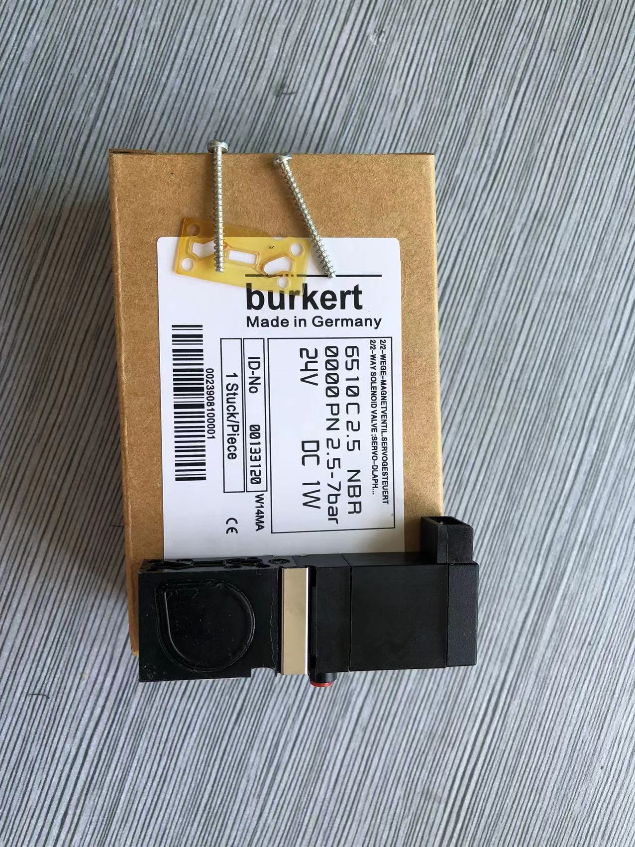 burkert 6510 00290352德国宝德两位三通电磁阀6510 C 2.5-7bar-阿里巴巴