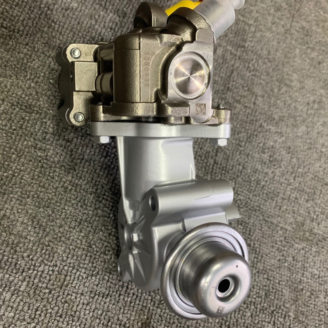 适用于奔驰M271高压燃油泵 A2710703501 A2710702201 A2710703701-阿里巴巴