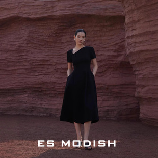 ES MODISH春季新品法式复古设计感斜V领高腰连衣裙女神感气质长裙-阿里巴巴
