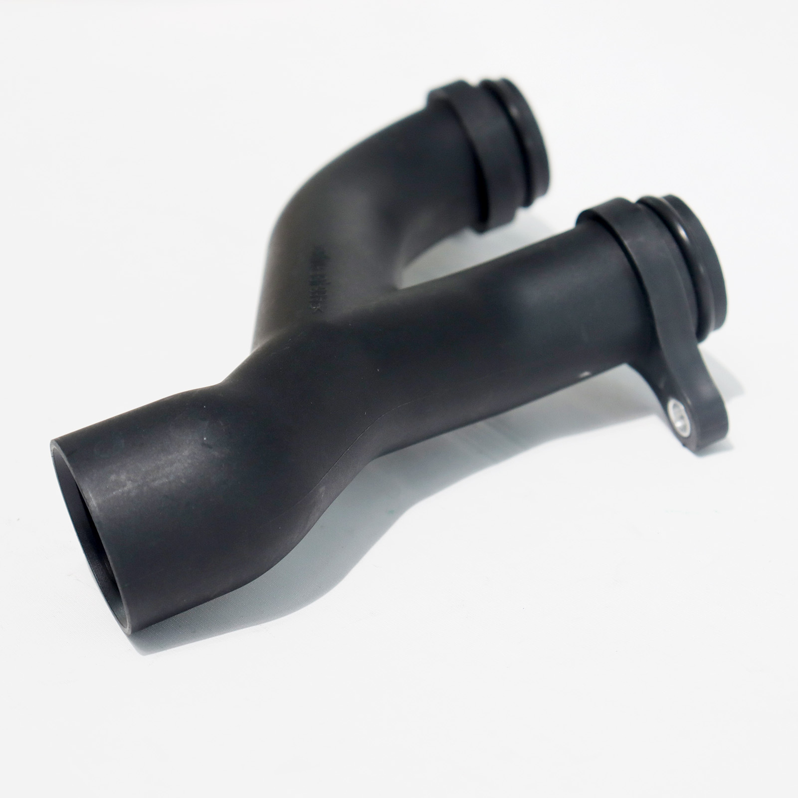 节温器水管 水管 发动机水管 厂家直销 适用于路虎捷豹 LR092992-阿里巴巴