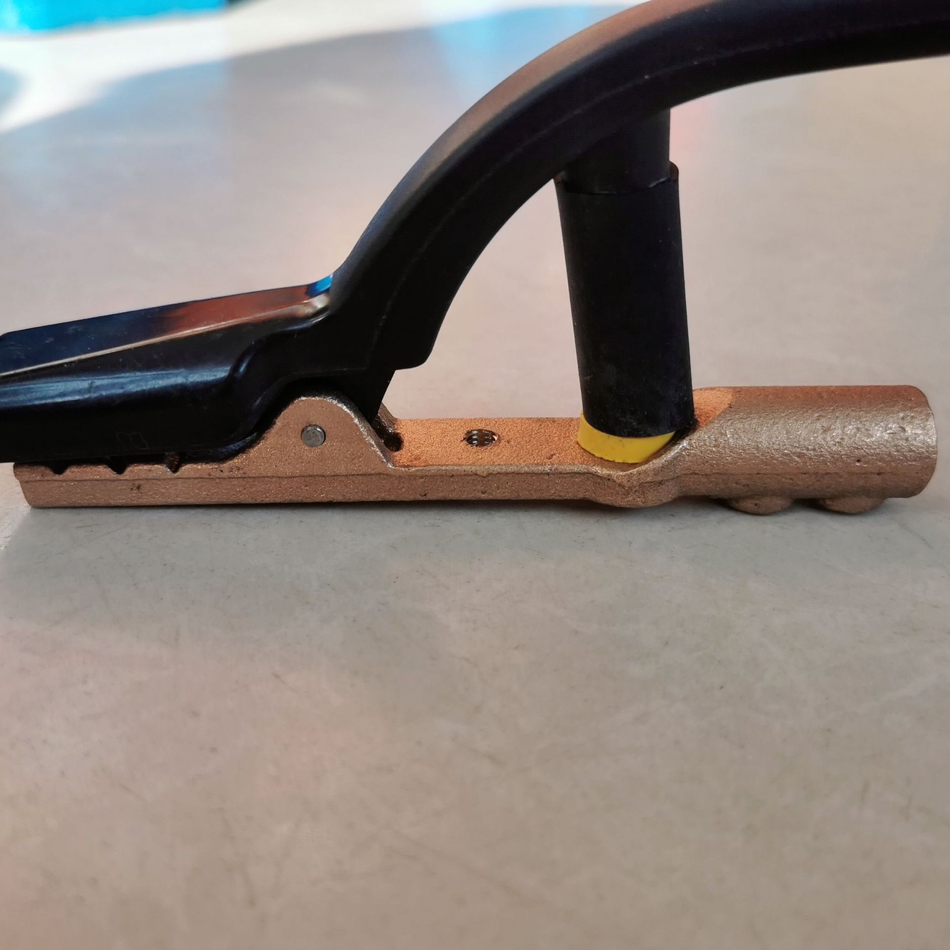 Factory spot bending handle welding clamp bending welding clamp 800A ...