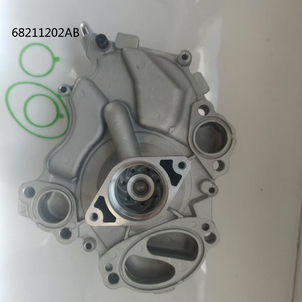 水泵总成 68211202AB 68211202AA适用吉普大切诺基WK2 WK 3.0CRD-阿里巴巴