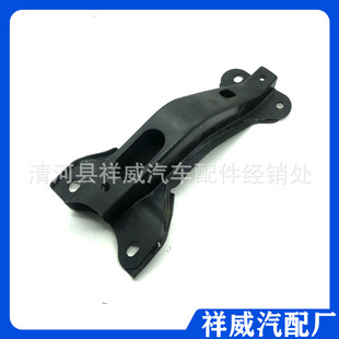 适用于丰田海拉克斯奔跑者前纵梁支架 51405-0K020 514050K020-阿里巴巴