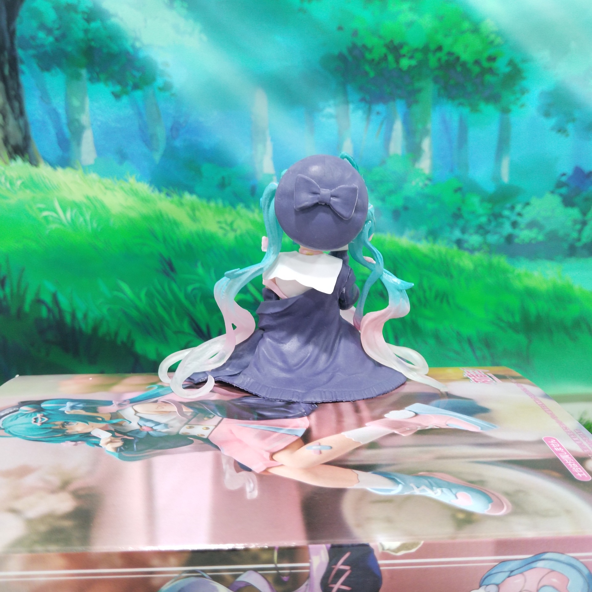 hatsune miku hand office sleeping beauty princess sitting standing ...