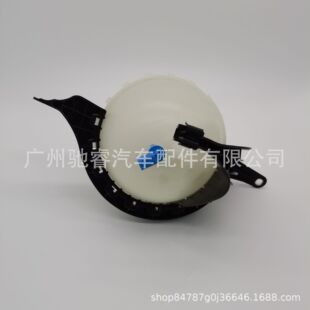 17138614293适用于宝马 F10 F18 520 523 525 副水壶冷却液膨胀箱-阿里巴巴