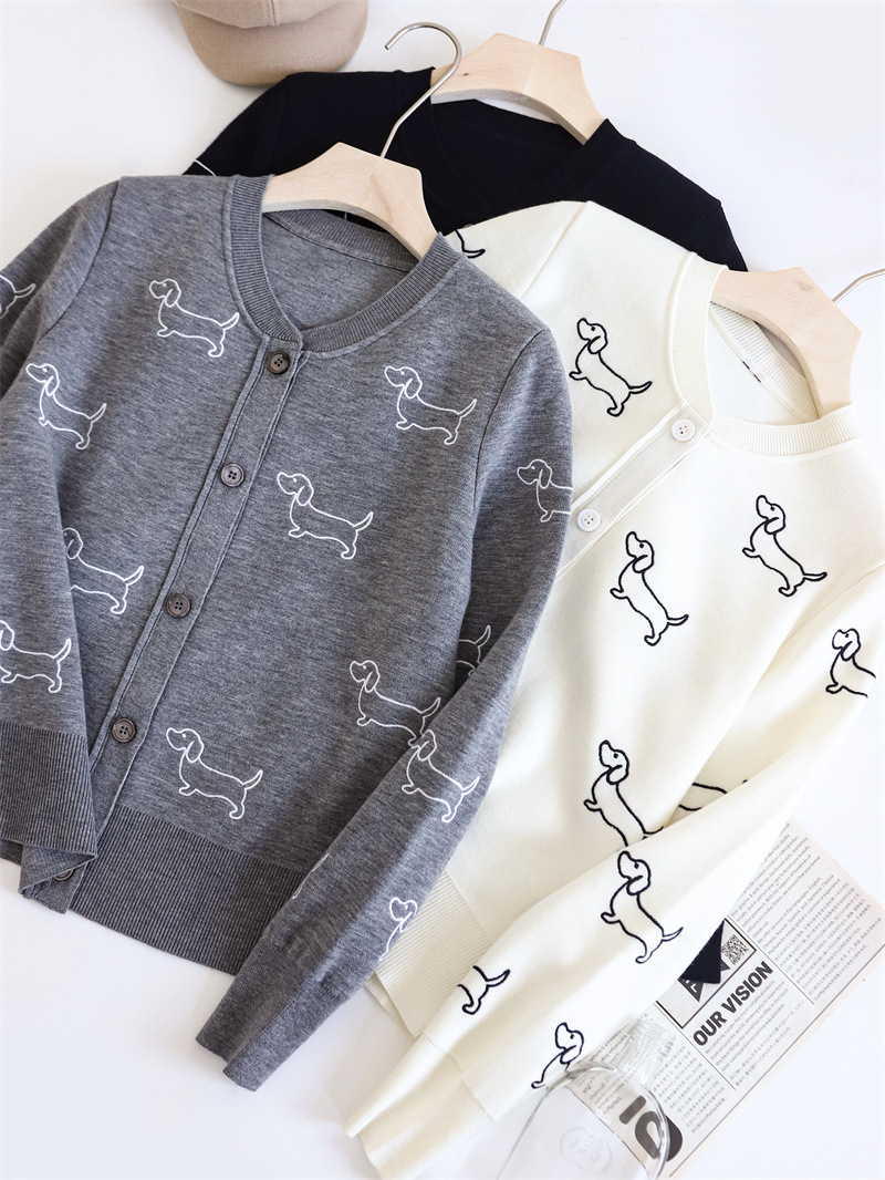 2024春新高密四平织法精工刺绣TB小狗羊毛针织衫开衫毛衣外套5219-阿里巴巴