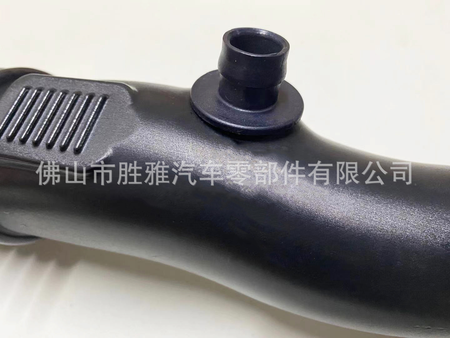 适用宝马X5 X6 F15 F16 进气管空气导管 充气导向件 13718626487-阿里巴巴