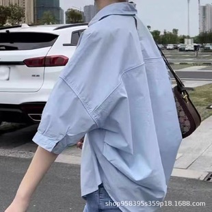 设计感后背镂空半短袖衬衫女夏季宽松显瘦韩版港风别致休闲上衣女-阿里巴巴