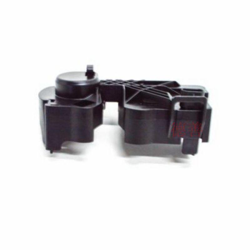 适用奔驰156 117 246 176 447 448 限位开关 机盖锁 2468700558-阿里巴巴