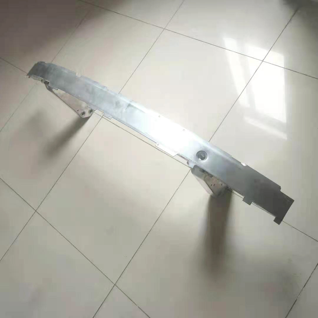 汽车前保险杠支架 前杠支架骨架 适用于宝马7 F01F02 51117183853-阿里巴巴