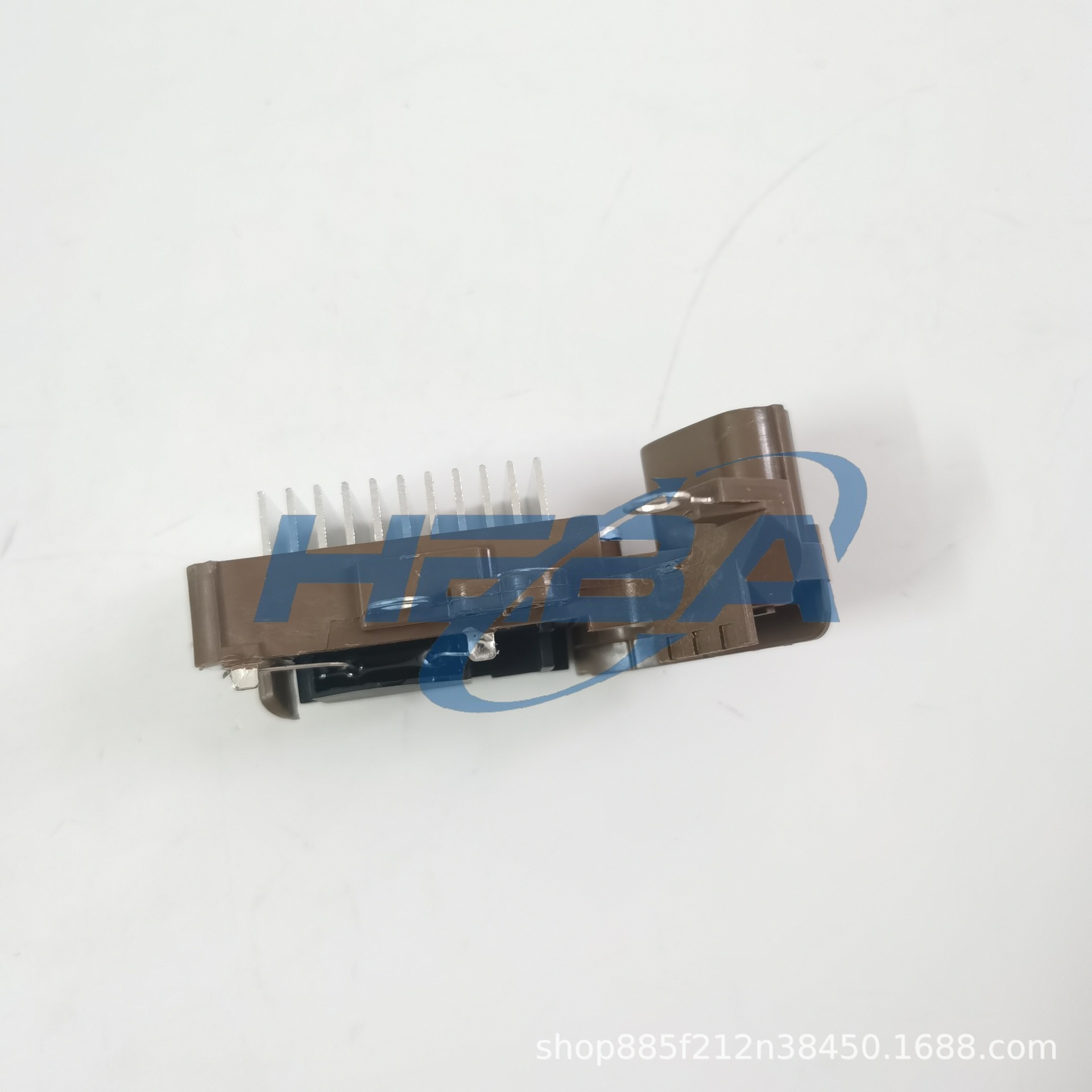 27700-50030适用于丰田海拉克斯兰德酷路泽1KZ5L3RZ发电机调节器-阿里巴巴