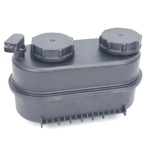 适用奔驰卡车转向机油壶 0004666002 0004667602 0004668602-阿里巴巴