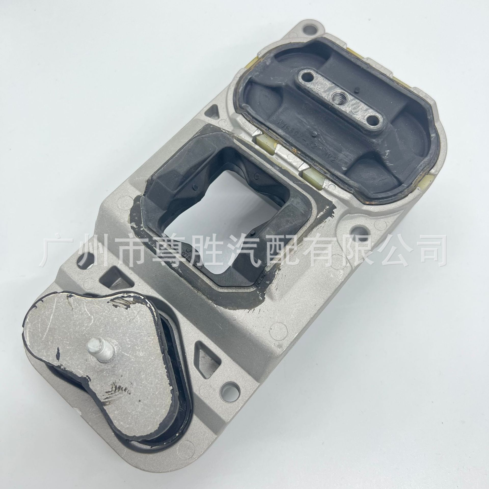 适用于宾利Continental GT欧陆 橡胶金属支座带止动盆3W0399151-阿里巴巴