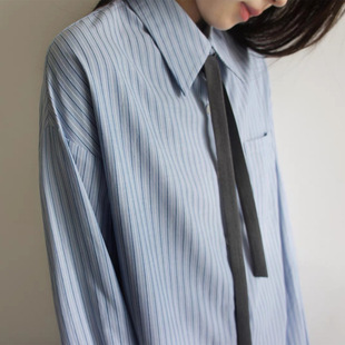 JOJOZ 蓝条纹系带长袖衬衫两穿可立领可翻领宽松上衣时髦女可拆领-阿里巴巴