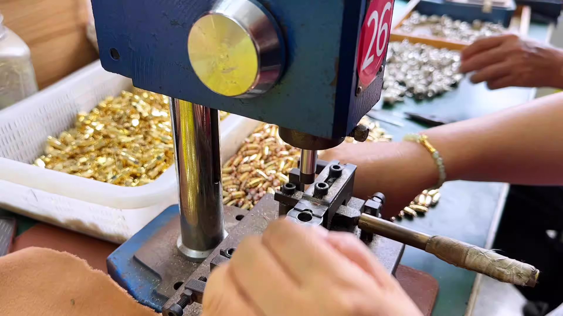 UHF/SMA-KK UHF母头转SMA母头 UHF-K/SMA-K对讲机转接头 同轴射频-阿里巴巴