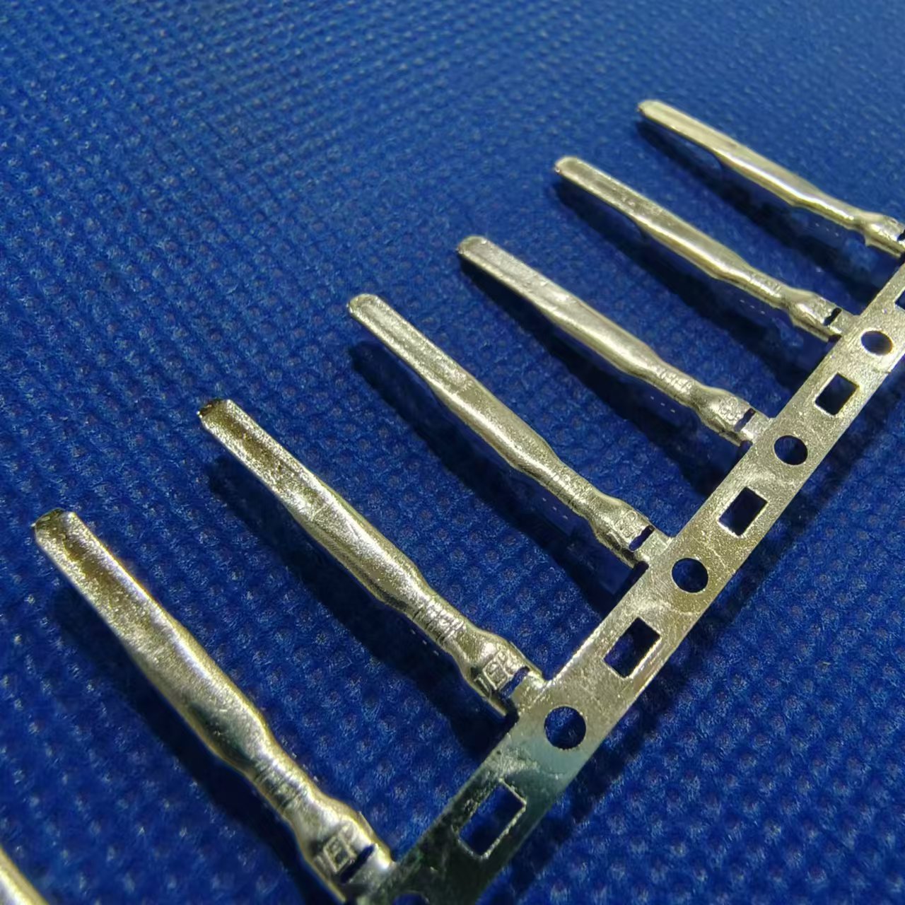 DJ7021-2-11/DJ7026-2-21两孔公母对插胶壳汽车2P插件连接器-阿里巴巴