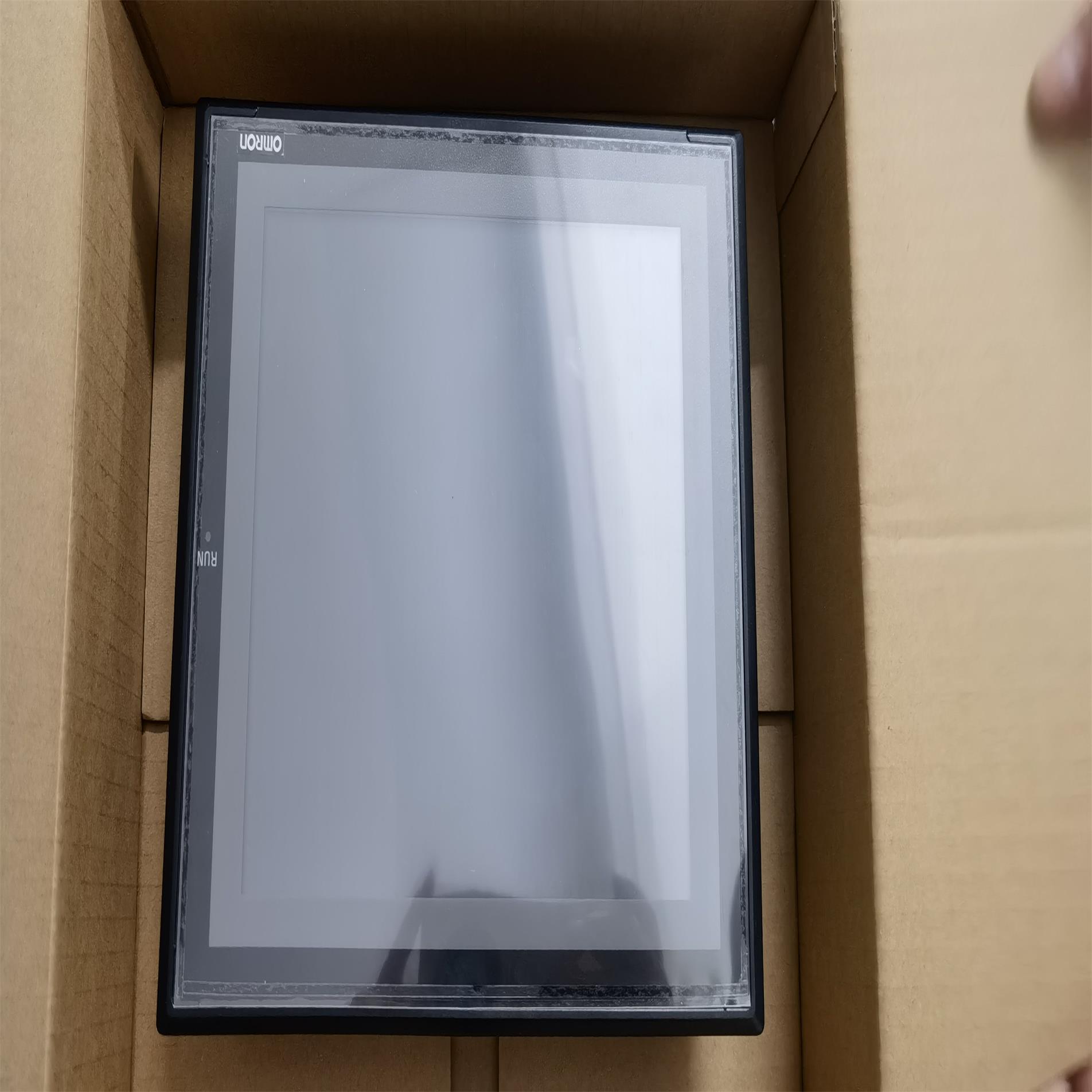 欧姆龙触摸屏NS8-TV01-V2/NS8-TV01B-V2全新原装议价-阿里巴巴