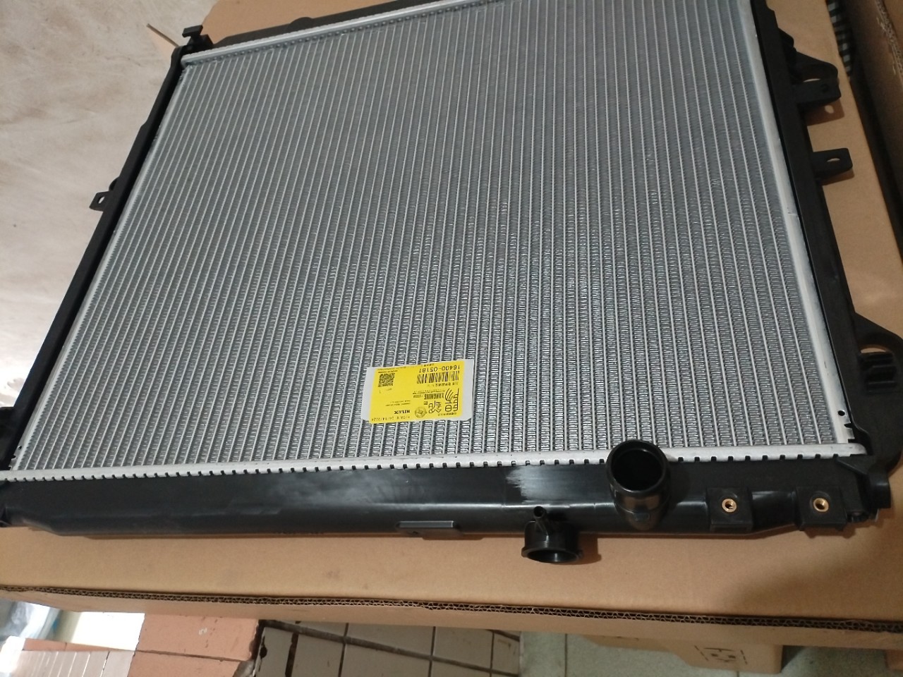 88460-0K430冷凝器空调散热网海拉克斯皮卡HILUX穿越者FORTUNER-阿里巴巴