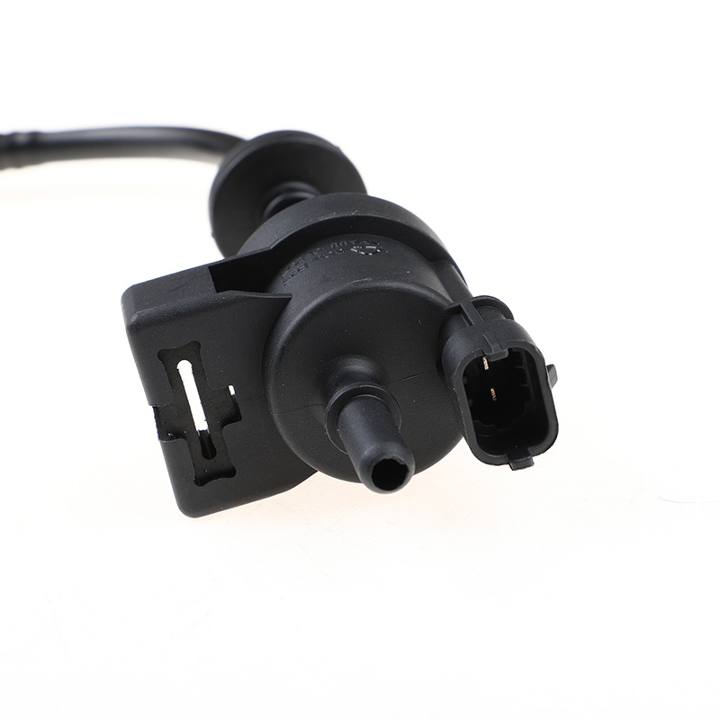 55573017 适用于12-21雪佛兰科鲁兹排气电磁阀清洗阀蒸汽罐净化阀-阿里巴巴