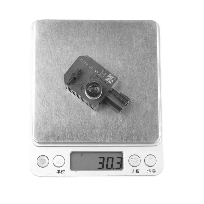 13504470适用于雪佛兰科鲁兹探界者凯迪拉克ATSXTS GMC碰撞传感器-阿里巴巴