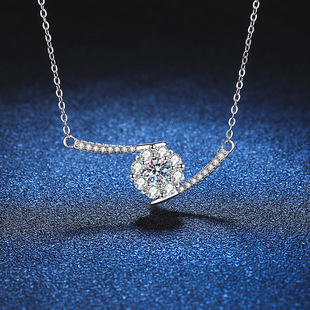 心花绽放S925纯银吊坠项链女镀pt950莫桑钻项链50分D色莫桑石项链-阿里巴巴