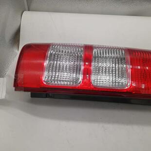 批发汽车零件尾灯81551-26200 81561-26200 FOR HIACE KDH203-阿里巴巴