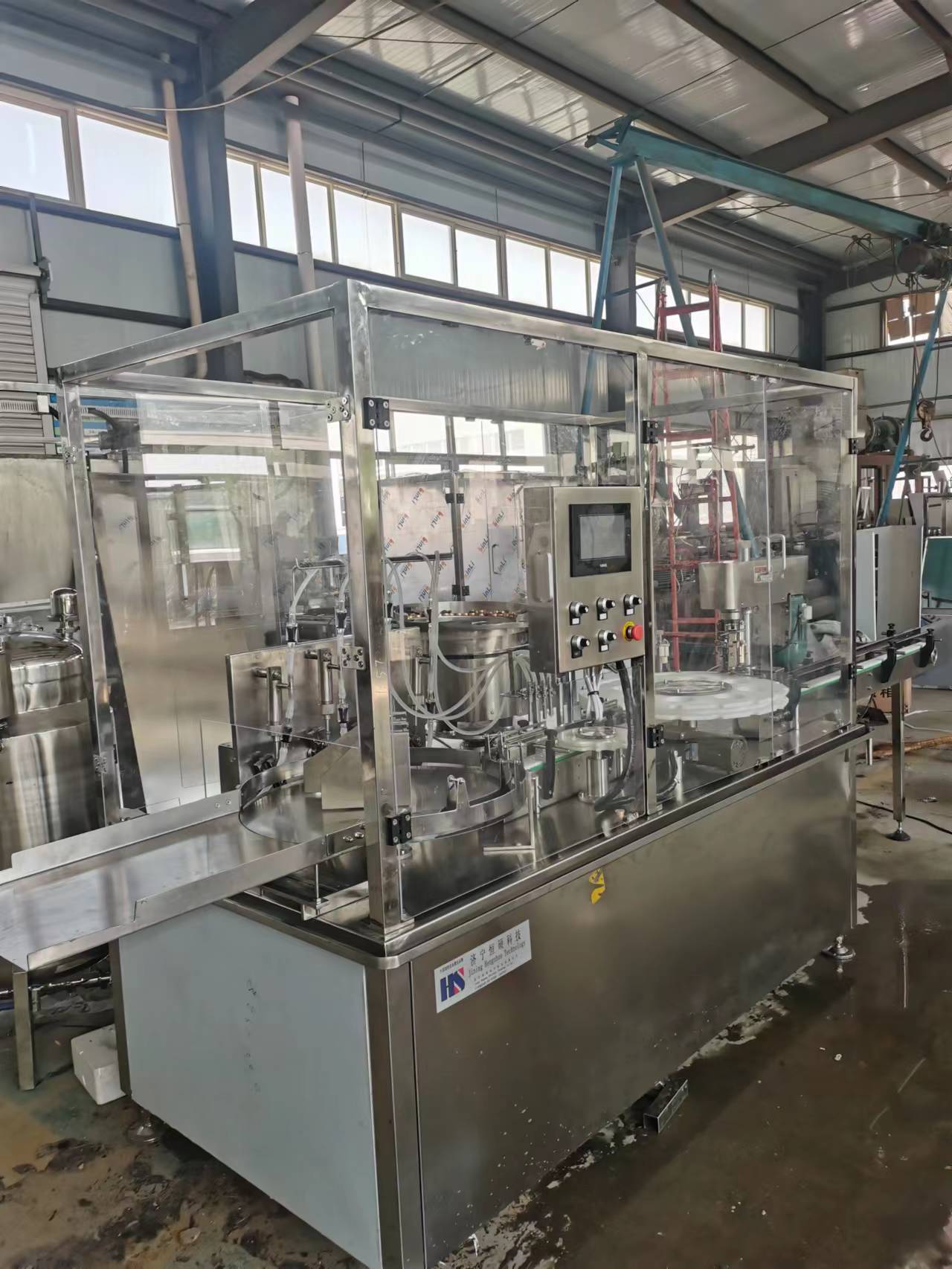 2023新款液体灌装加塞（半加塞）一体机HSGJ-S12针冻干液体灌装机-阿里巴巴