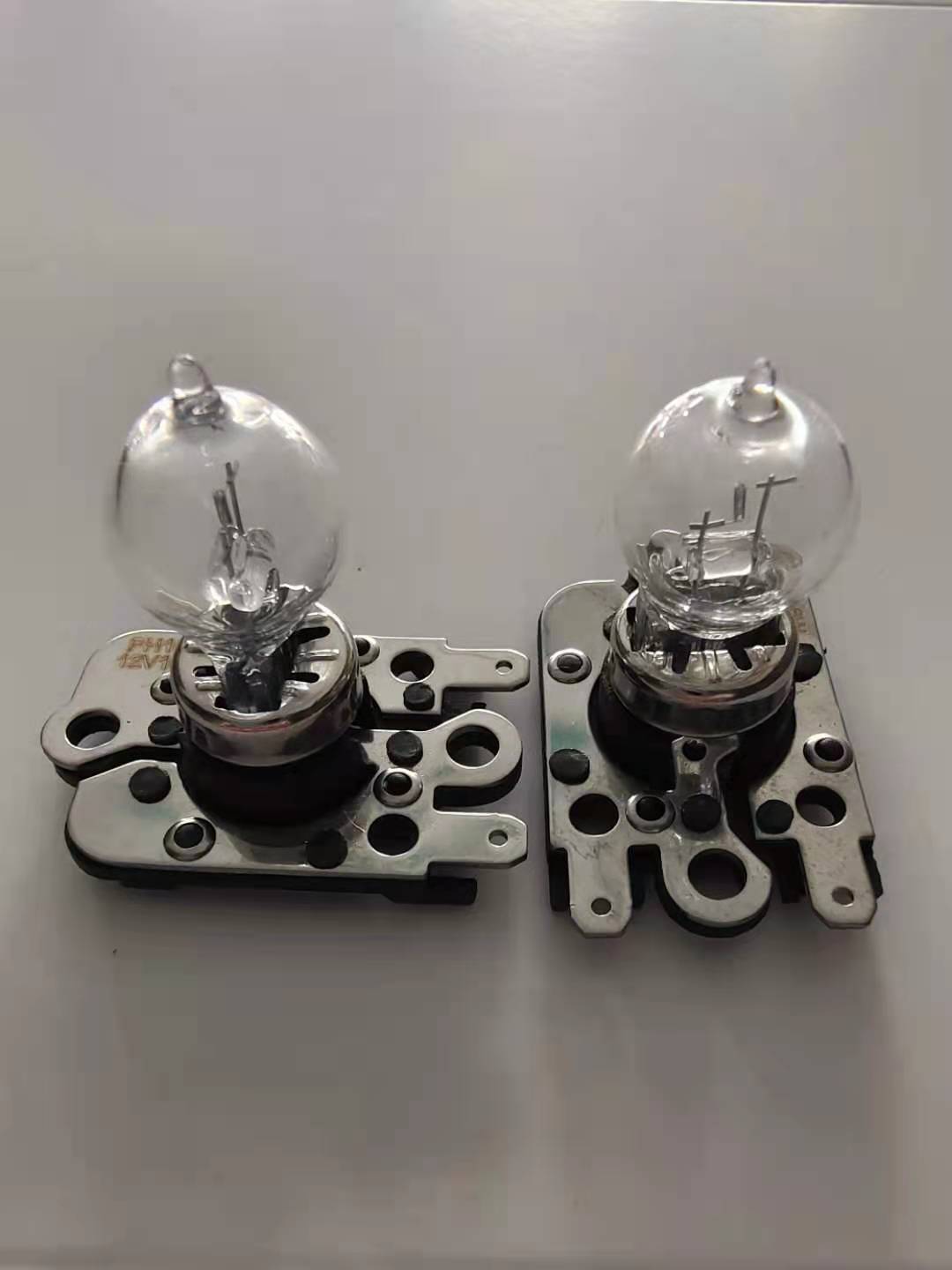 汽车异形卤素灯 HPC19W日行转向刹灯PH19W雾灯尾灯PH24W C5日行灯-阿里巴巴