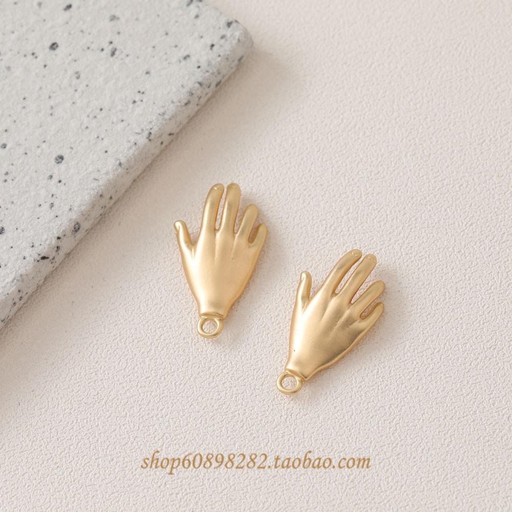 14K电镀真金哑金保色手掌手势吊坠diy项链手链耳饰吊坠配件材料-阿里巴巴