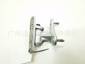 适用奔驰宝马前门下铰链A1667200337 A1667200437 A2047200337-阿里巴巴