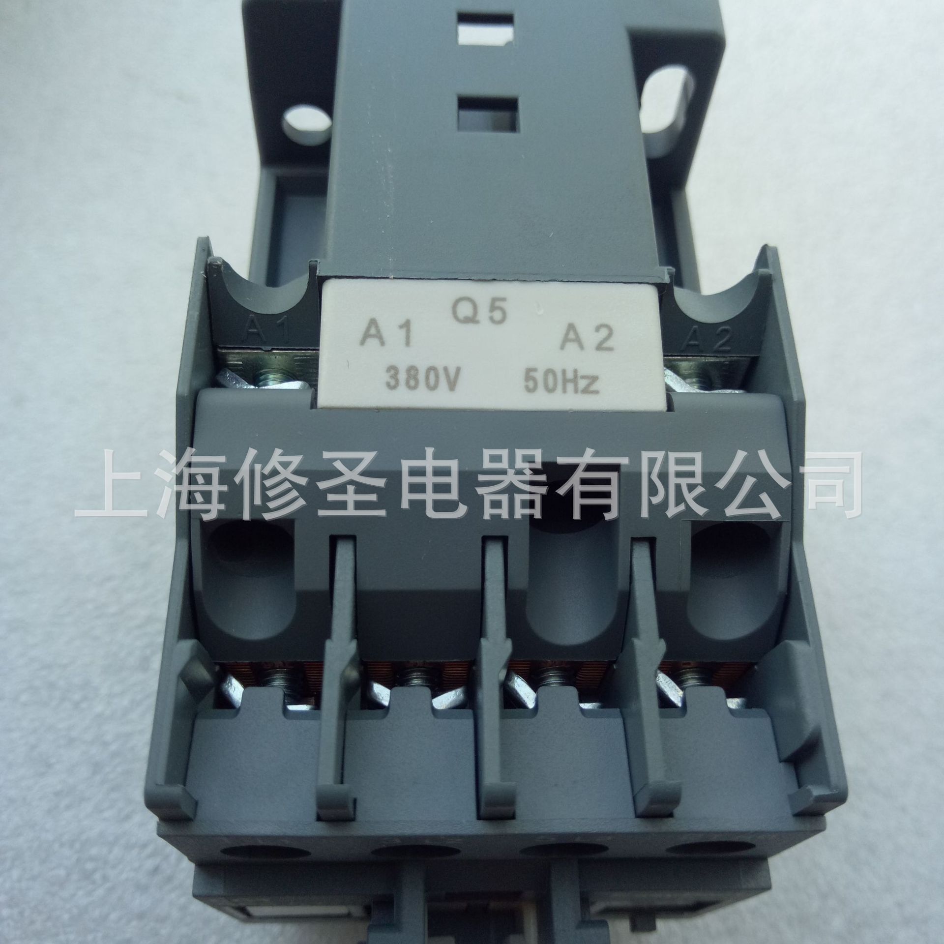 原厂交流接触器LC1N0610 AC220V武汉产正品施耐徳LC1-N0601优惠价-阿里巴巴