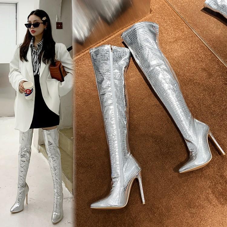 2023秋冬新款过膝长靴女尖头超高跟性感夜店车模走秀大码骑士靴女-阿里巴巴