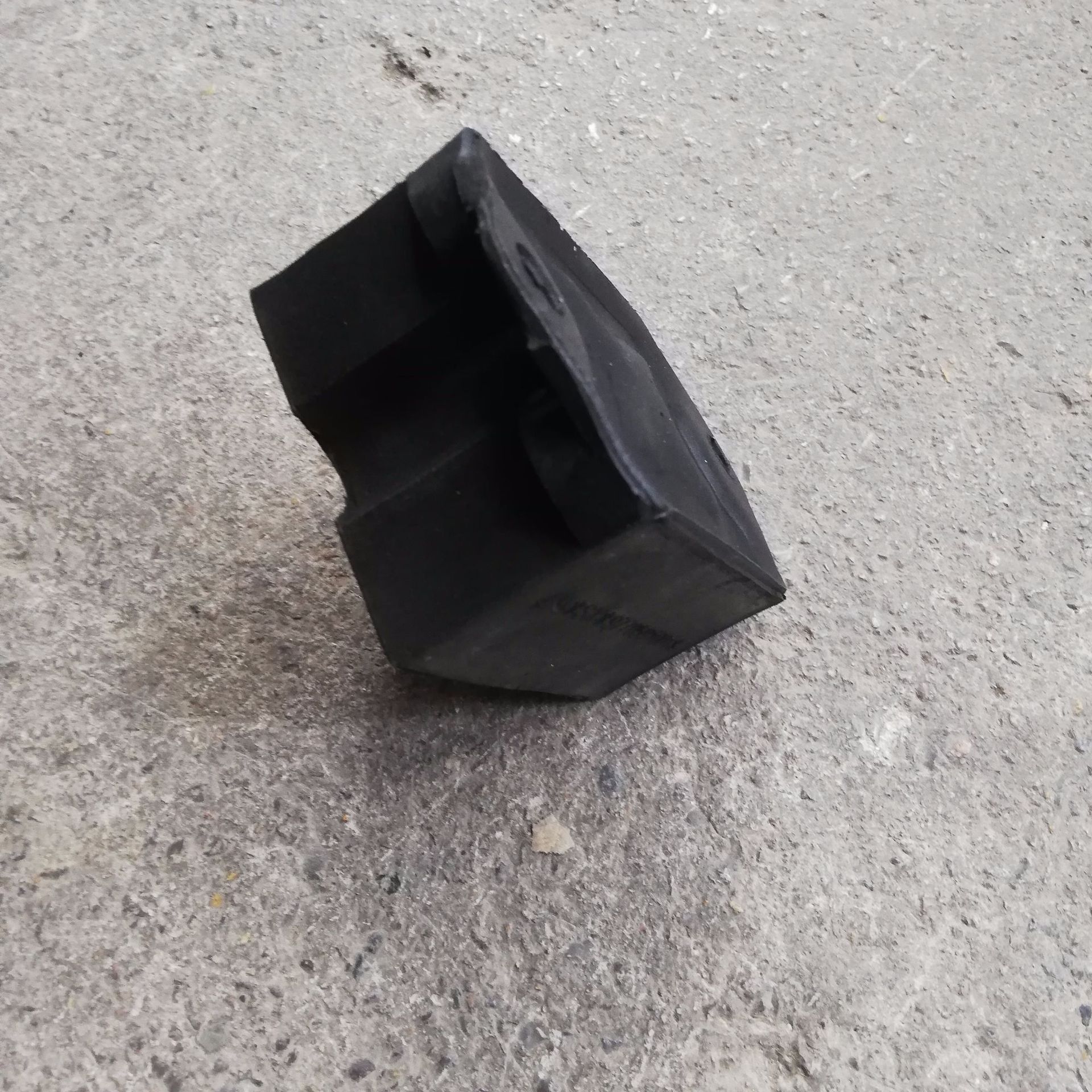 重汽配件 陕汽配件 自主营销 AZ9770591001 STR斯太尔前支撑M14-阿里巴巴