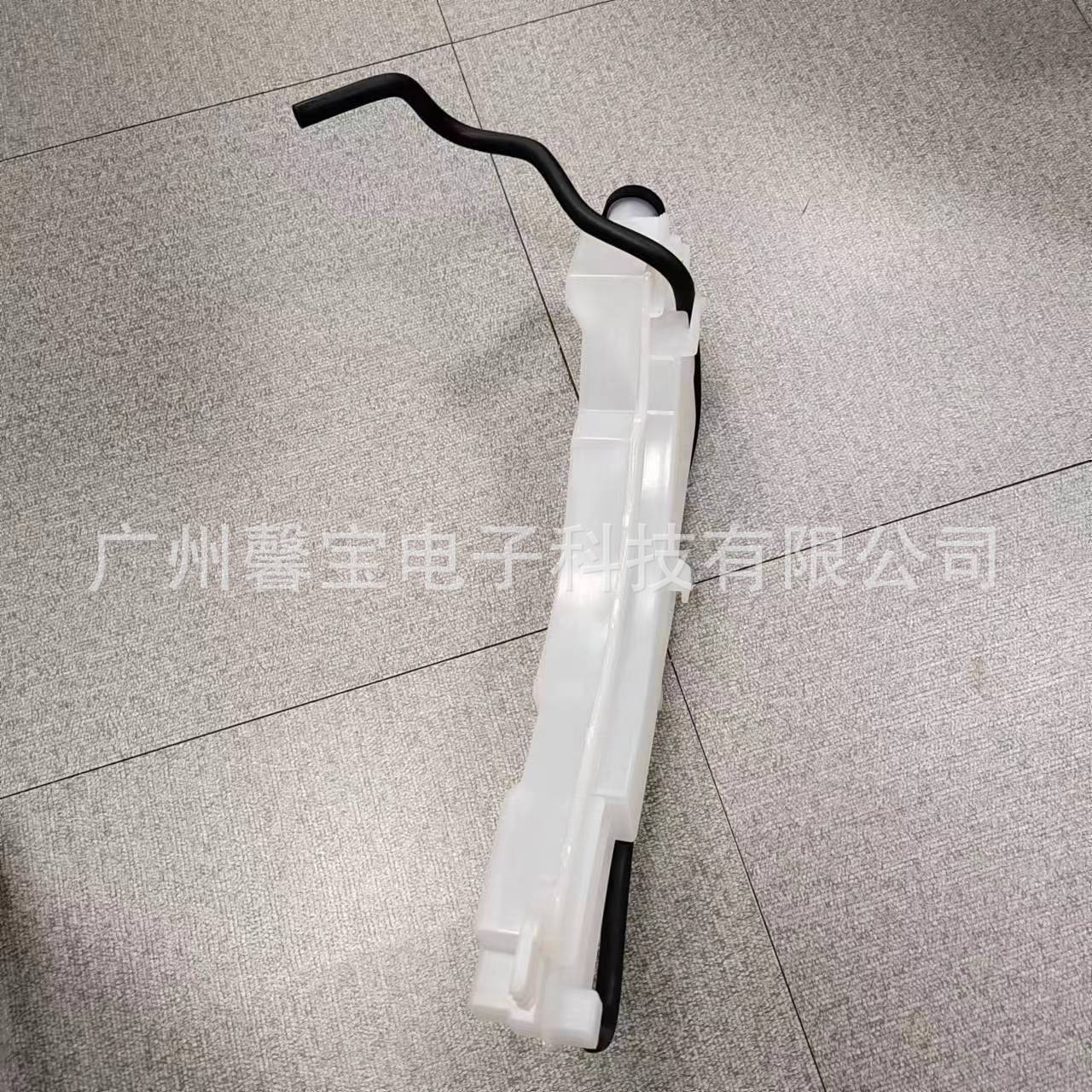 21710-4FU0A冷却剂水库轿跑车原始设备制造商汽车配件厂家-阿里巴巴