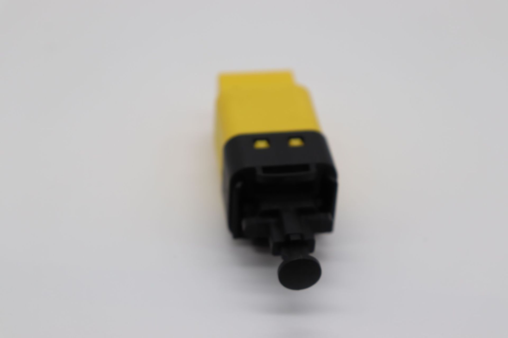 刹车灯开关96874571-9652790-96440926-96436332适用于别克-阿里巴巴