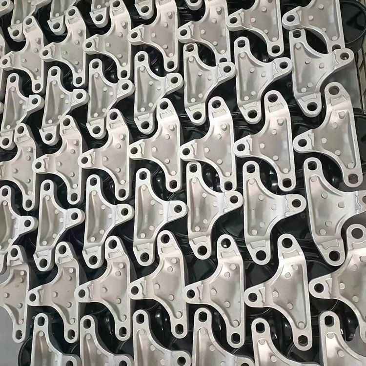 113609519R适用于雷诺KWID发动机支架 机脚胶 橡胶件 减震块-阿里巴巴