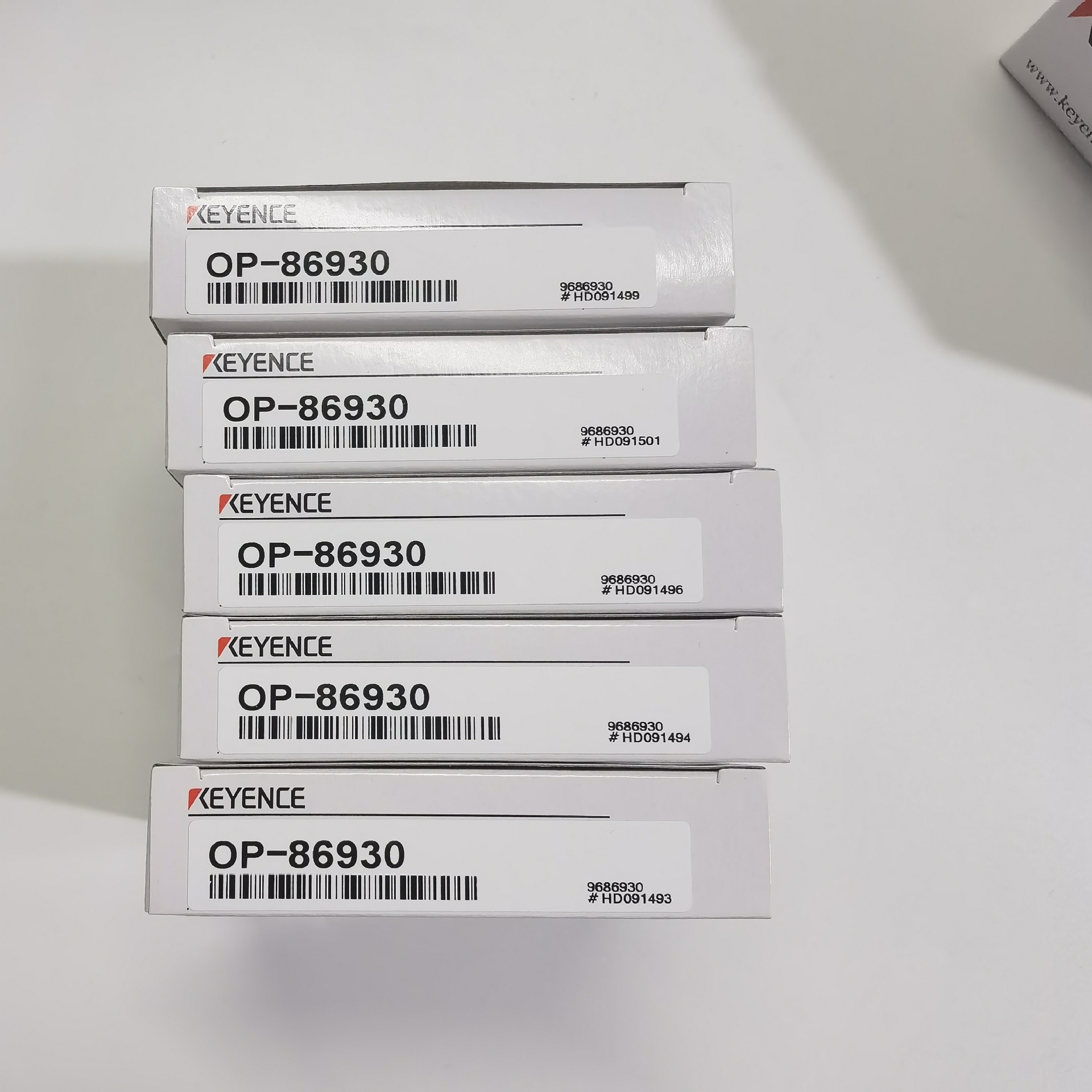 OP-86930 基恩士接头 OP-26487通讯电缆 9针接头现货实拍全新原装-阿里巴巴
