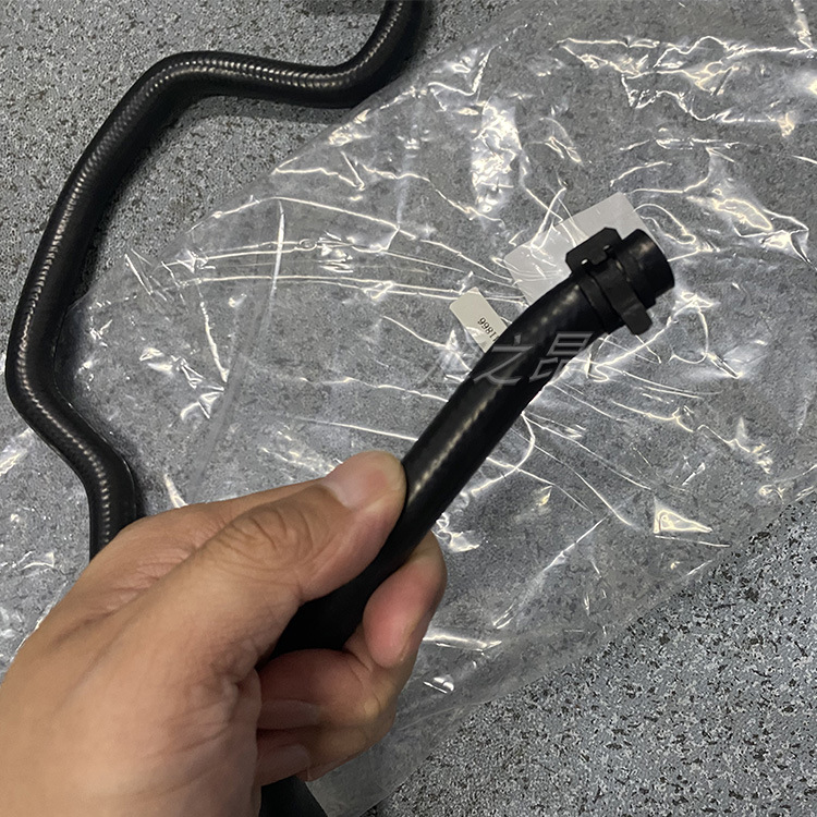 适用路虎揽胜发现款星脉款散热器水管C2Z18677橡胶软管OELR041866-阿里巴巴