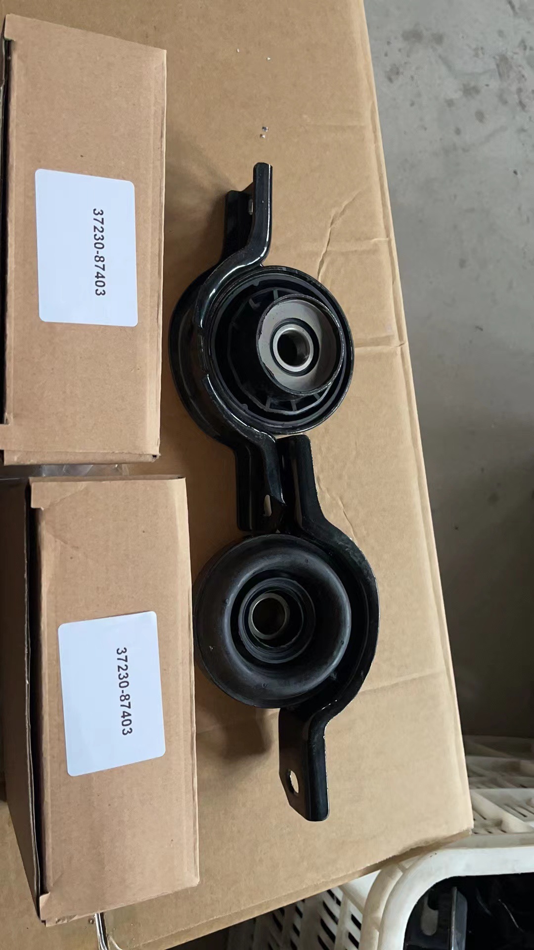 汽车传动轴吊架适用大发特锐传动轴吊胶37230-87403 37100-87402-阿里巴巴