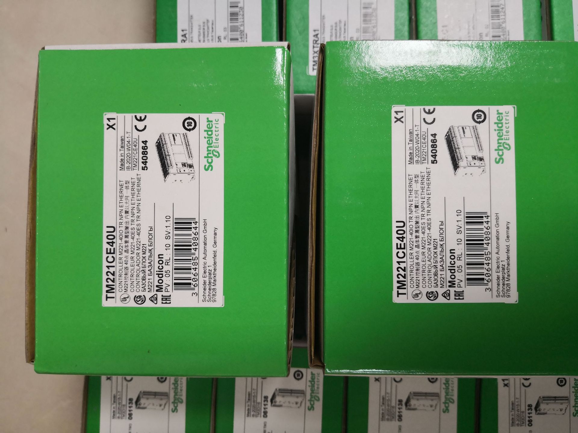 SR2B201BD编辑控制器 PLC控制器 原装正品现货-阿里巴巴