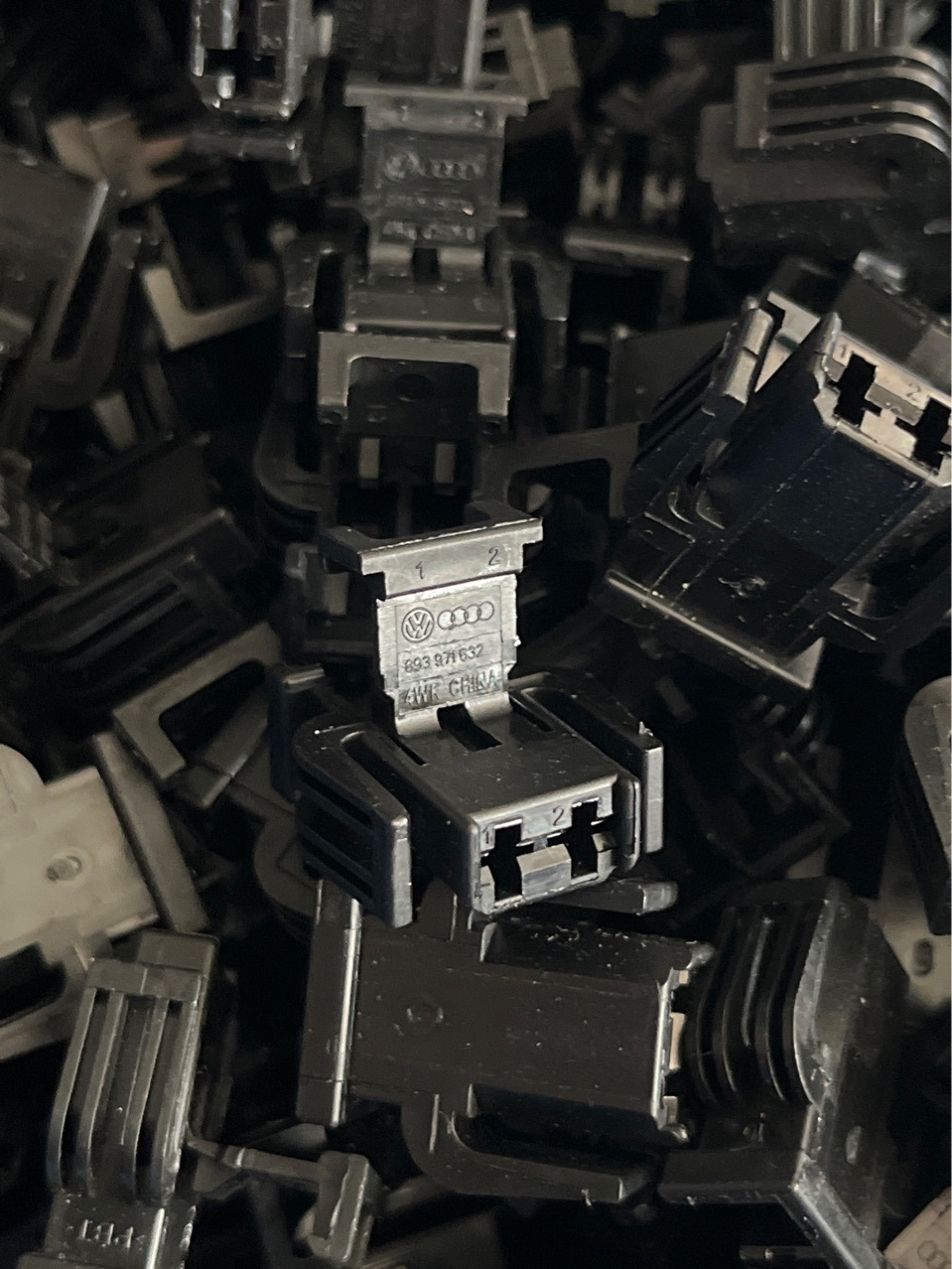 供应893971632原装连接器-阿里巴巴