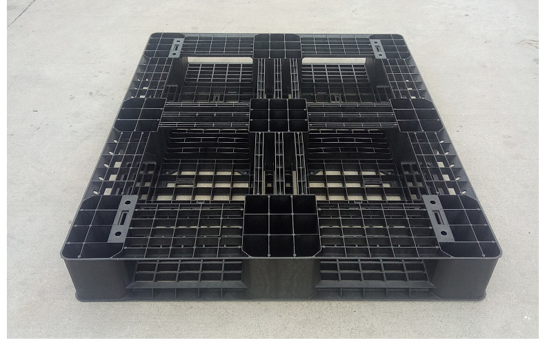 海运一次性黑色塑胶卡板出货打托栈板田字型塑料托盘四面进叉拖板-阿里巴巴