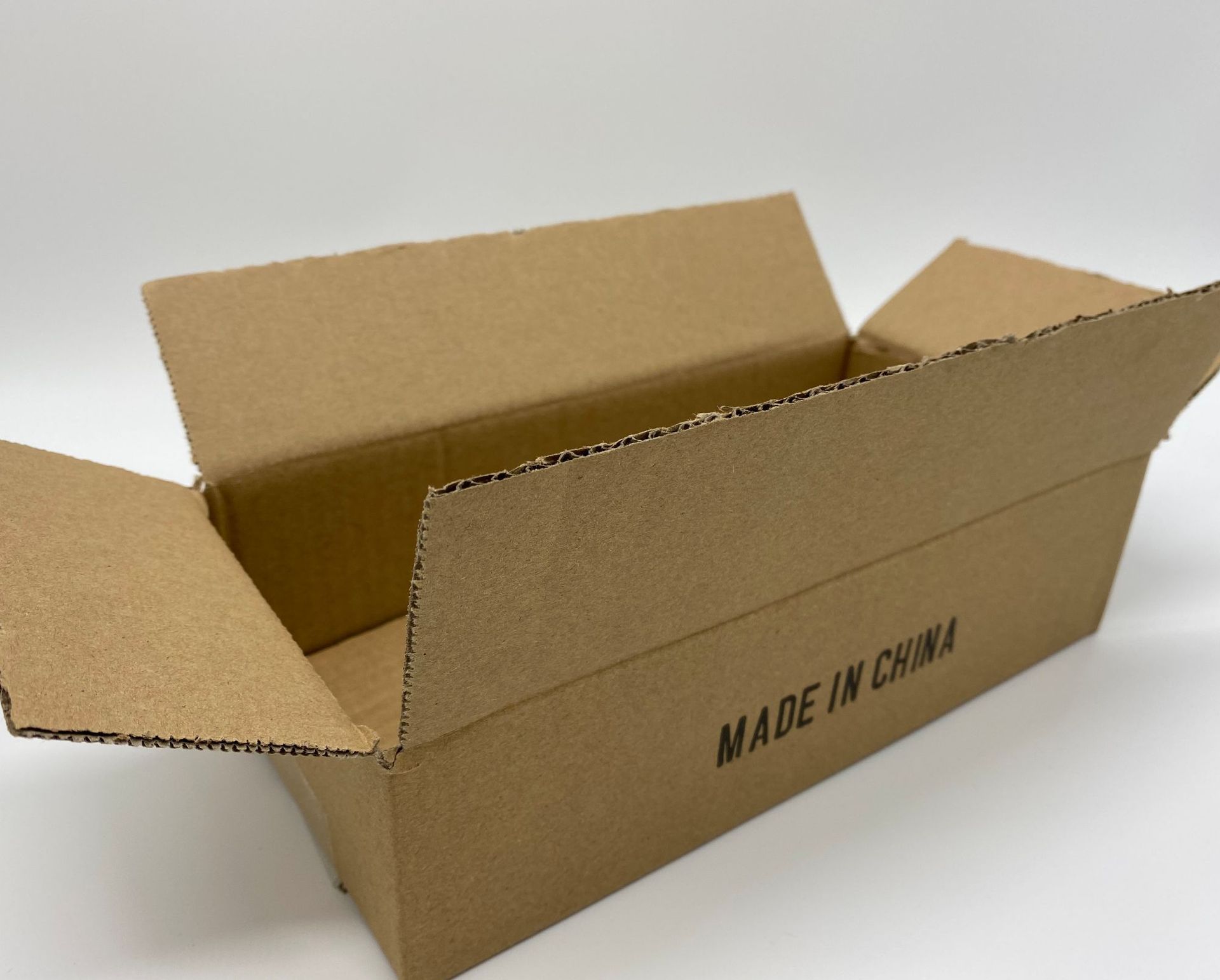 UL588室内外LED灯串C9草莓灯彩灯圣诞灯树装饰灯串厂家亚马逊爆款-阿里巴巴